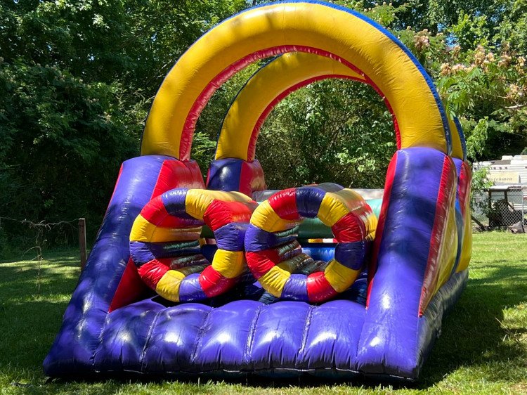 Obstacle Course - SplashKids Bounce Rentals Wallace NC